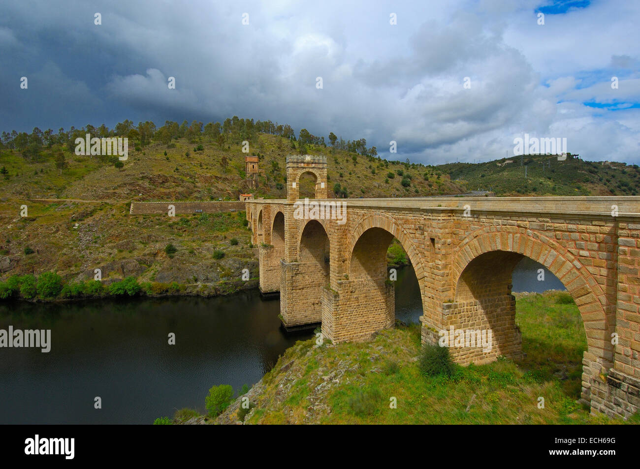 A sud del fiume tago immagini e fotografie stock ad alta risoluzione ...
