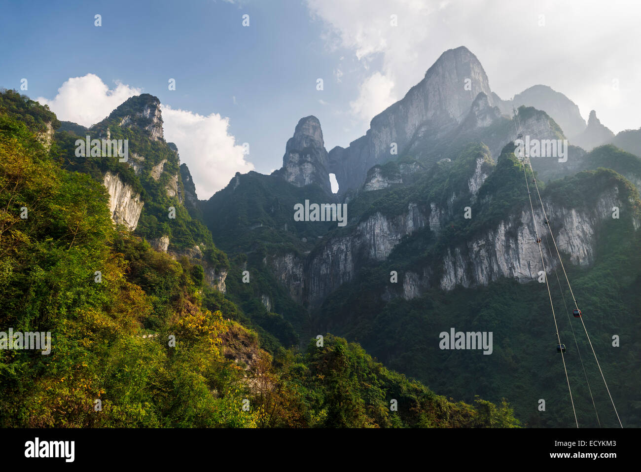 Montagne della funivia immagini e fotografie stock ad alta risoluzione ...