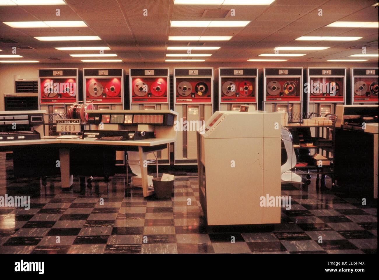 Vintage computer mainframe immagini e fotografie stock ad alta ...