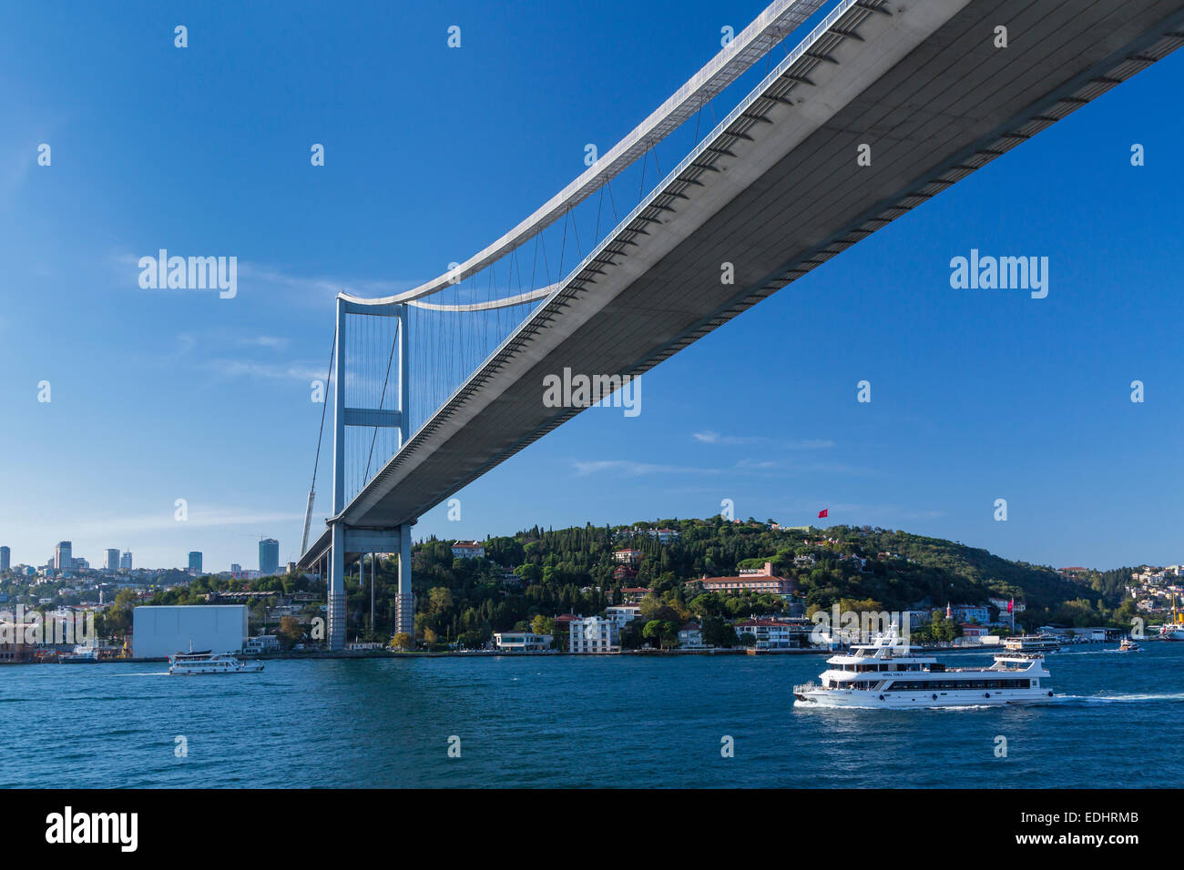Il Ponte sul Bosforo a Istanbul, Turchia, Eurasia Foto stock - Alamy