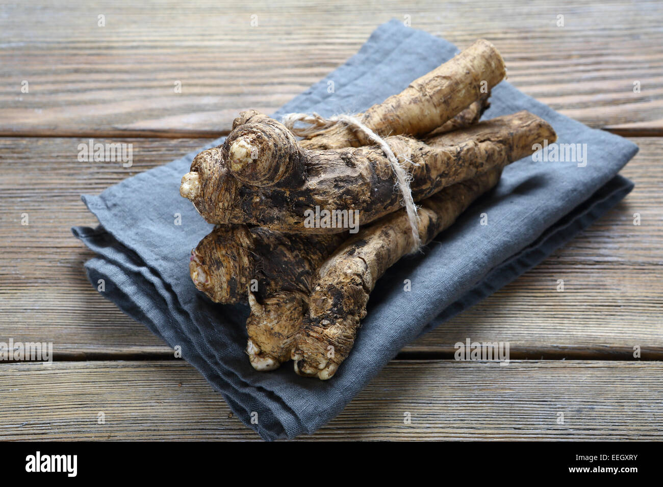 Rafano fresco immagini e fotografie stock ad alta risoluzione - Alamy