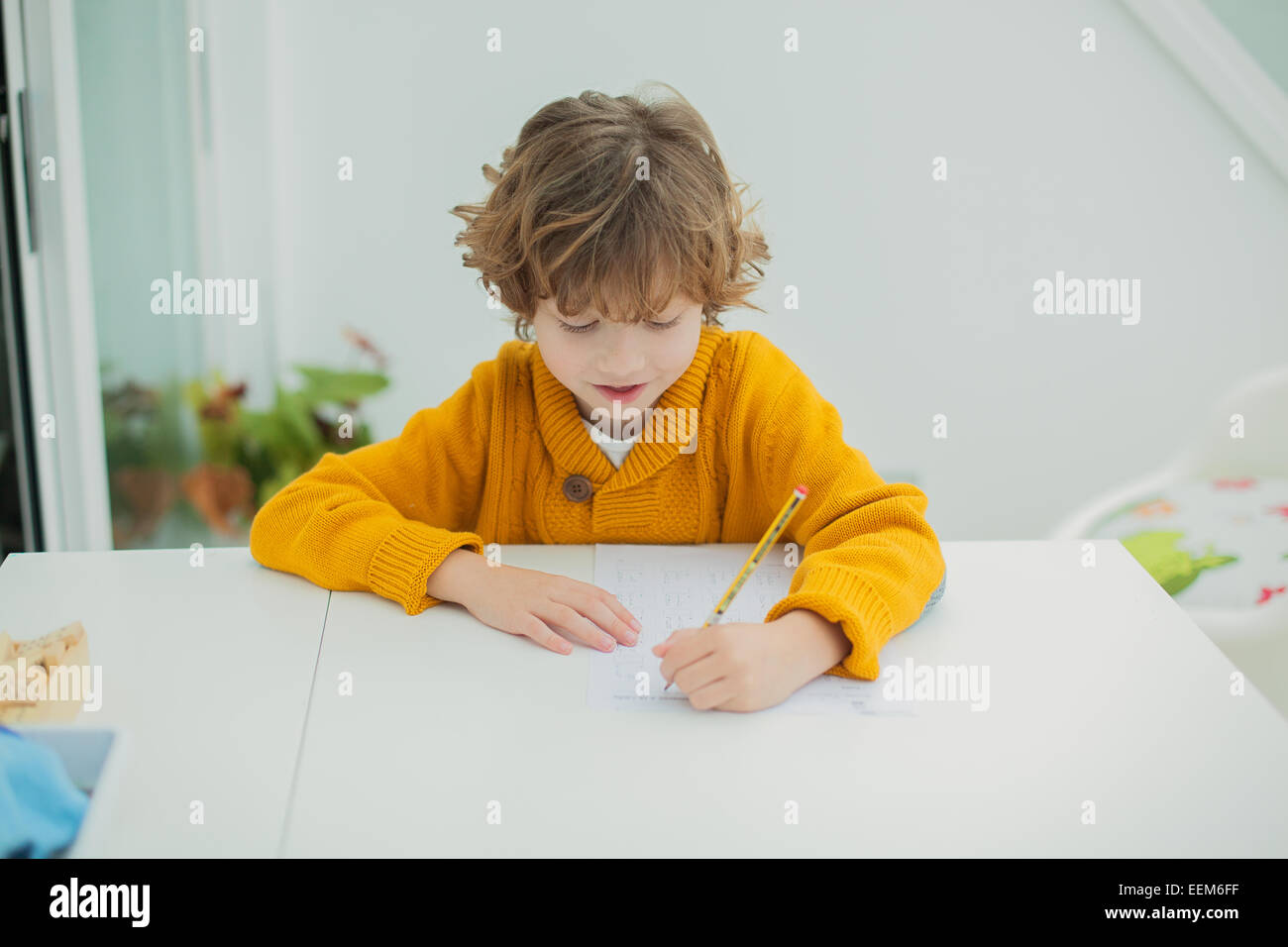 Fare i compiti immagini e fotografie stock ad alta risoluzione - Alamy