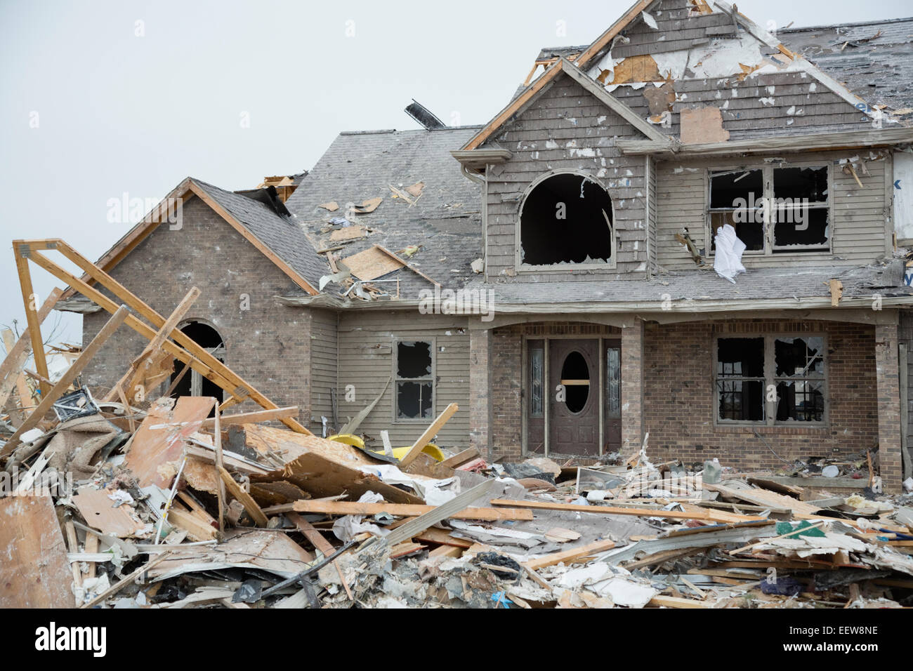 Casa distrutta immagini e fotografie stock ad alta risoluzione - Alamy