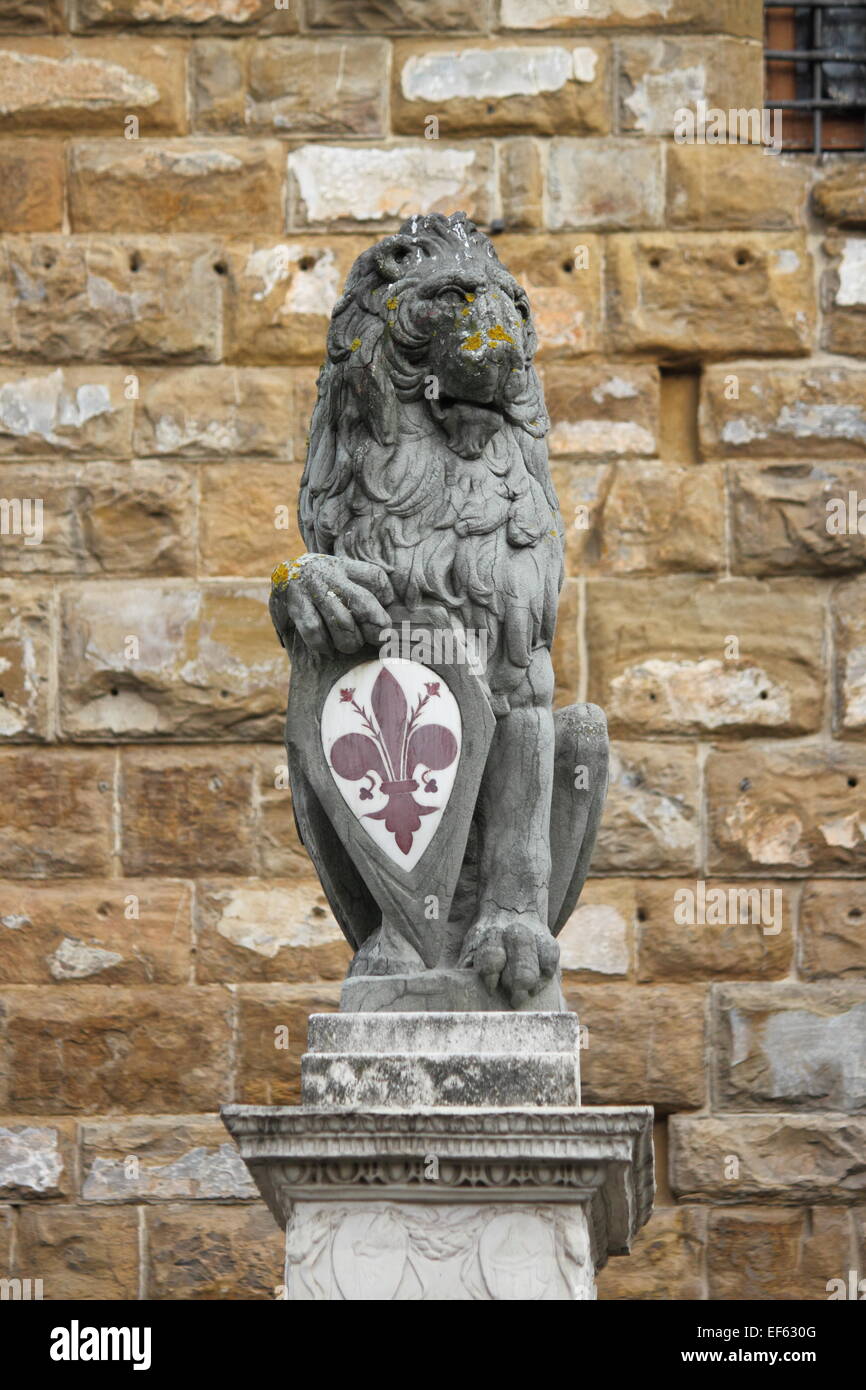 Florentine coat of arms immagini e fotografie stock ad alta risoluzione ...