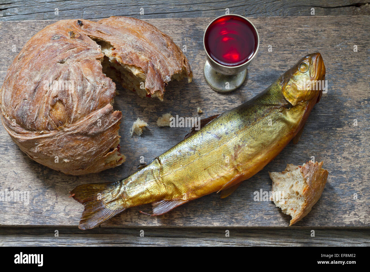 Il pane e il vino la santa comunione segno il concetto di simbolo Foto ...