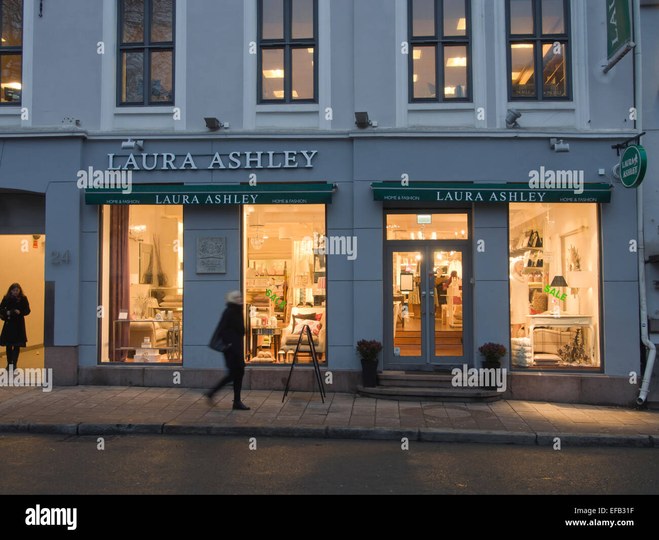 Laura ashley store store immagini e fotografie stock ad alta ...