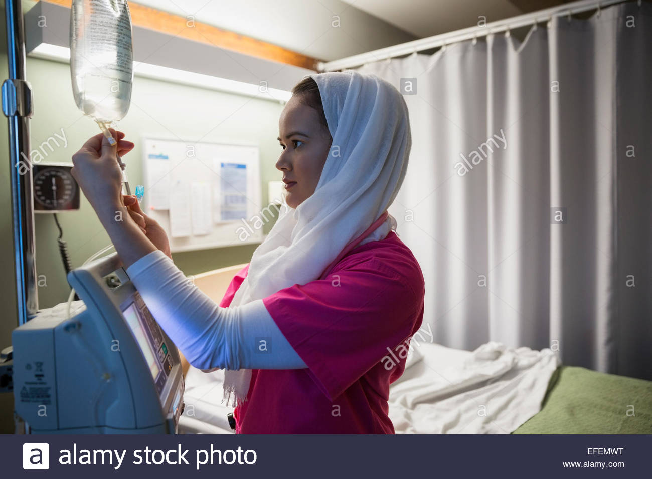 Iv drip immagini e fotografie stock ad alta risoluzione - Alamy