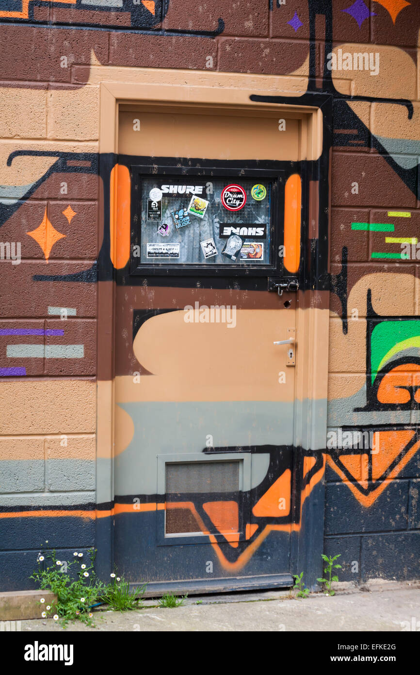 Bristol graffiti street art urbano immagini e fotografie stock ad alta ...