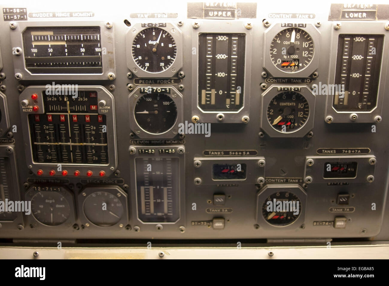 Concorde cockpit controls immagini e fotografie stock ad alta ...