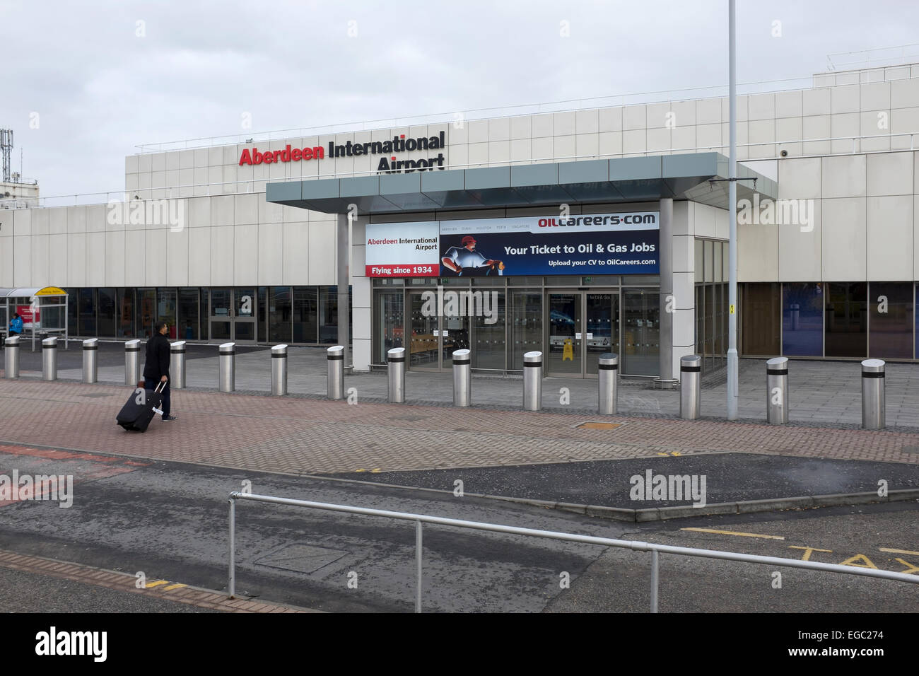 Edificio del terminal dell'aeroporto di aberdeen immagini e fotografie ...