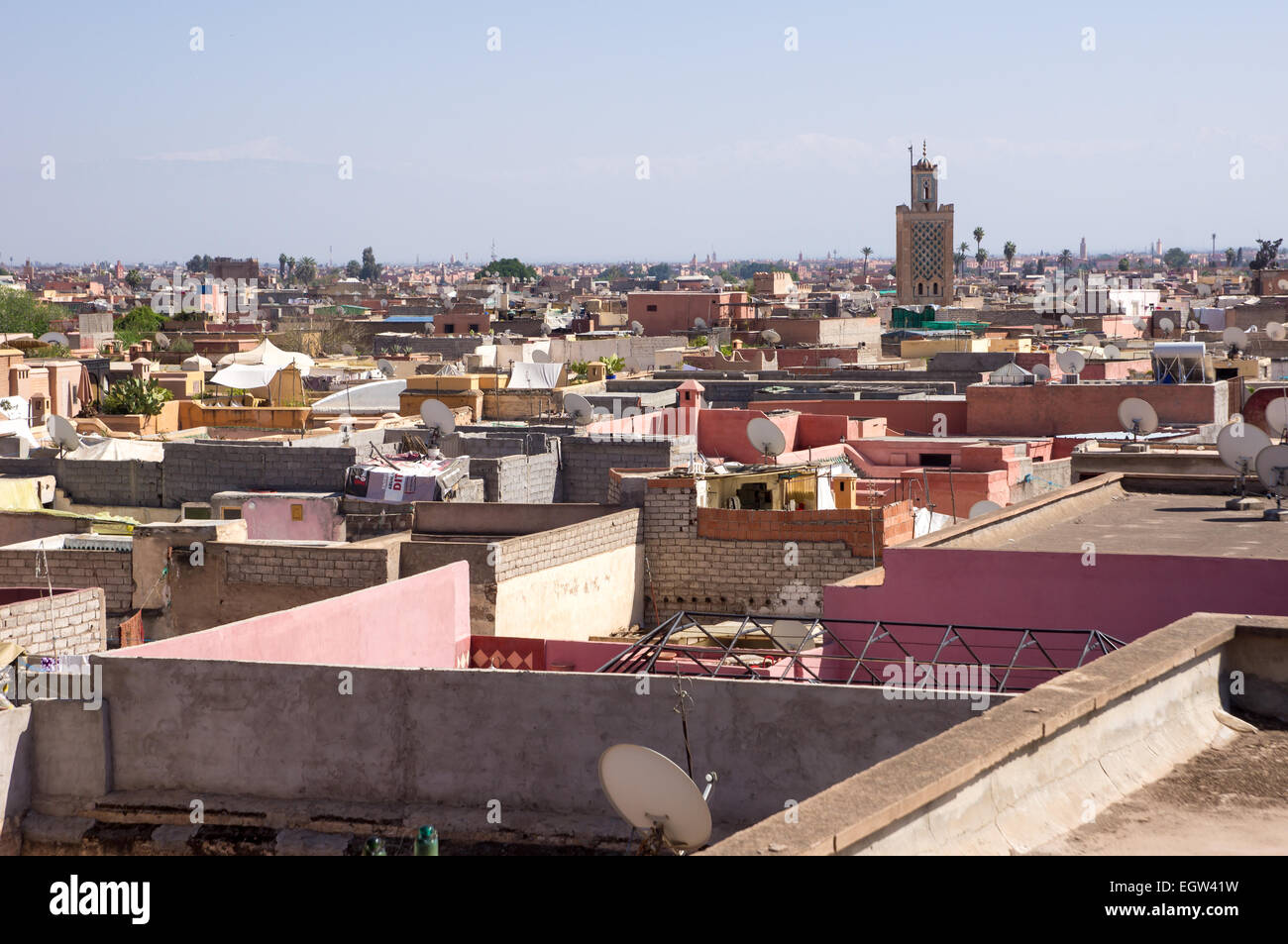 Arabic marrakech roof mosque immagini e fotografie stock ad alta ...