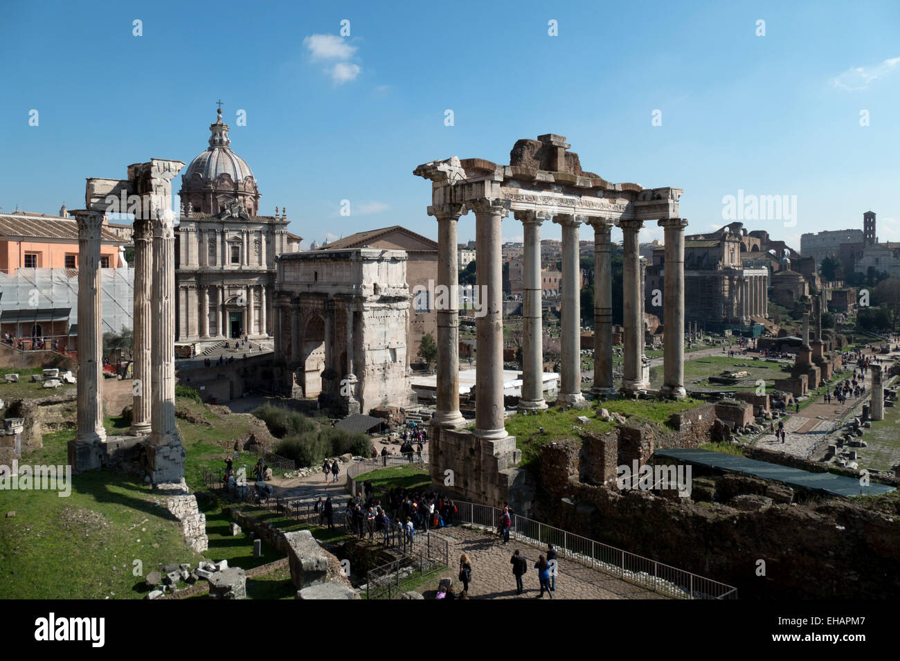 Vista del Foro Romano, Fori Imperiali, antichi monumenti e landmark ...