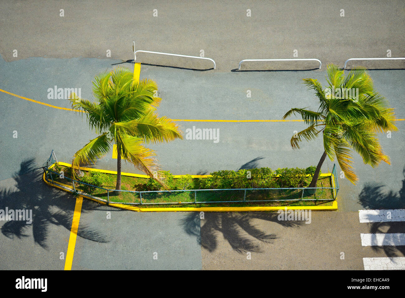 Vista di una strada immagini e fotografie stock ad alta risoluzione - Alamy