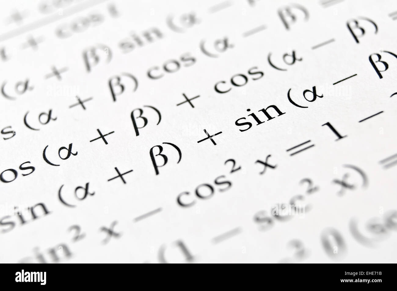 Fórmulas de álgebra immagini e fotografie stock ad alta risoluzione - Alamy