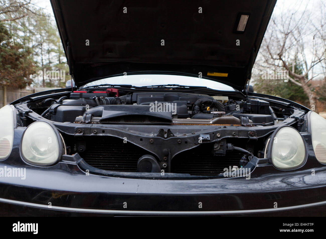 Apri il cofano immagini e fotografie stock ad alta risoluzione - Alamy