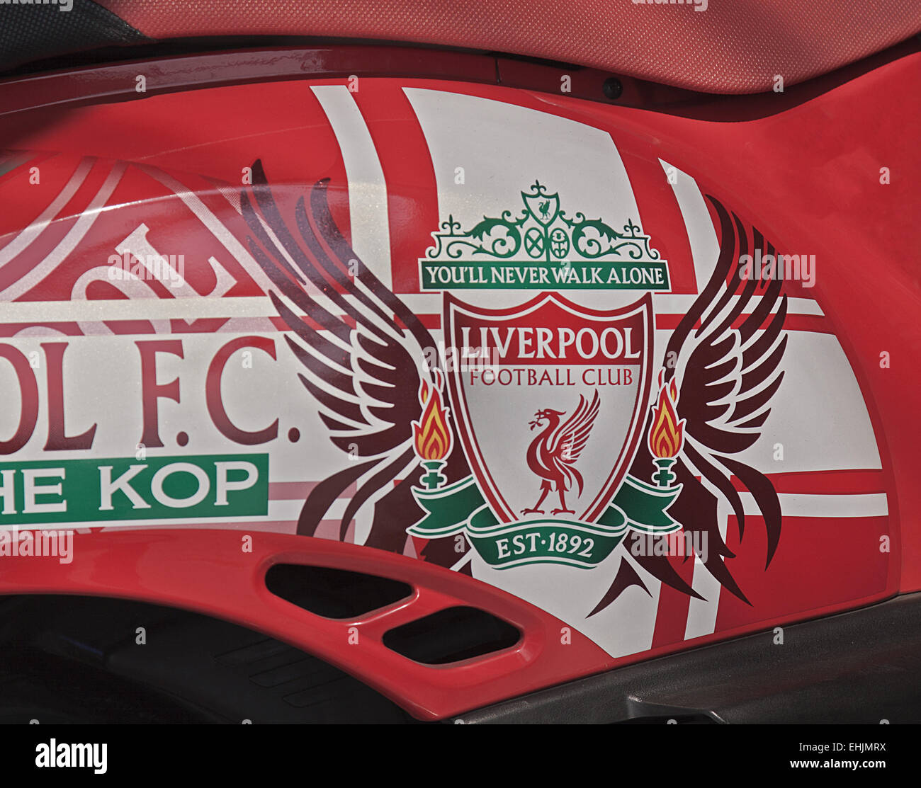 Liverpool fc logo immagini e fotografie stock ad alta risoluzione - Alamy