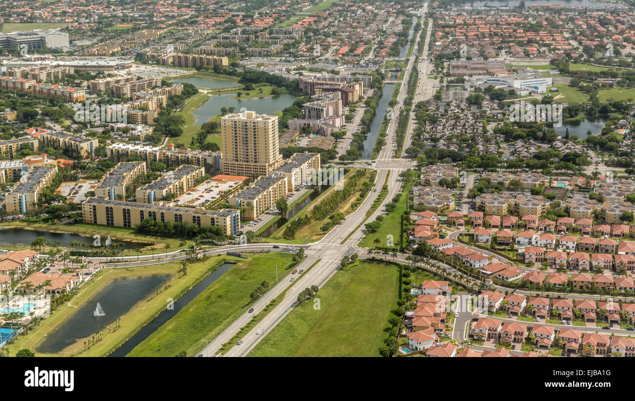 Edificio del centro di miami immagini e fotografie stock ad alta ...