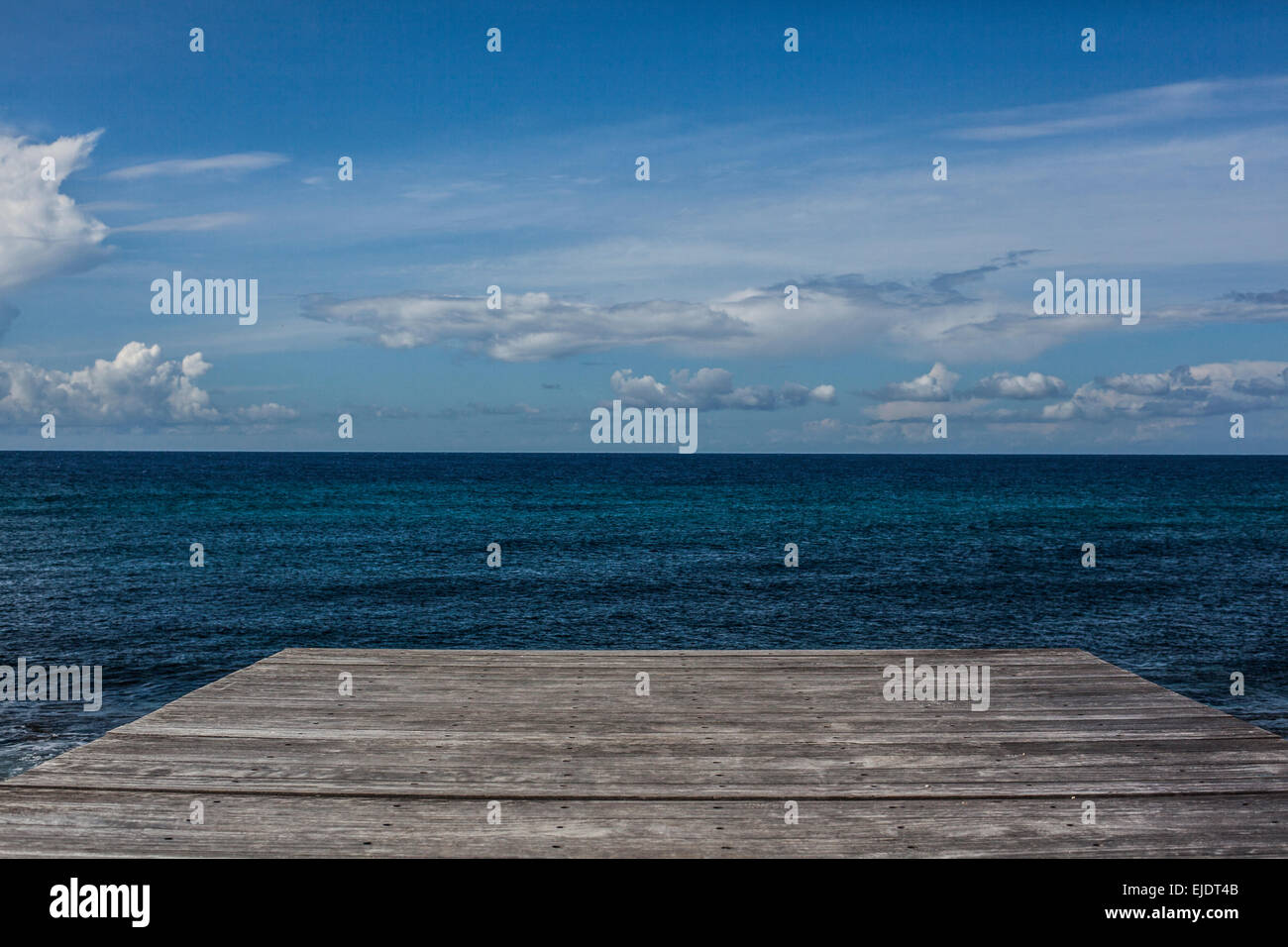 Banchina in riva al mare immagini e fotografie stock ad alta ...