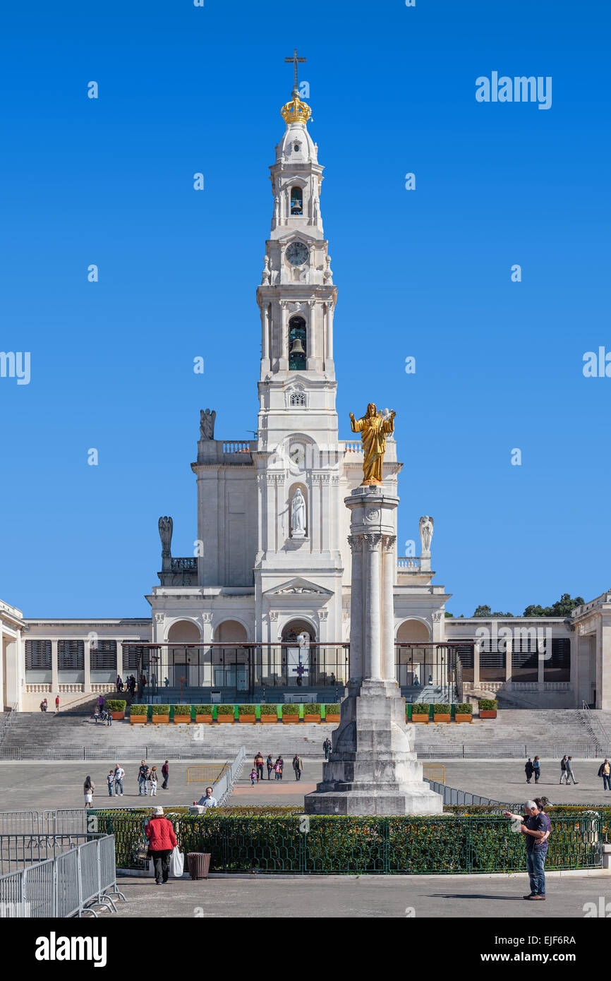 Santuario di Fatima, Portogallo. Basilica di Nostra Signora del Rosario ...