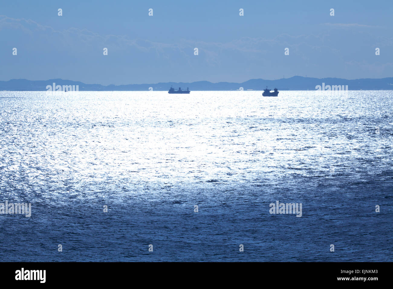 Barca al mare immagini e fotografie stock ad alta risoluzione - Alamy