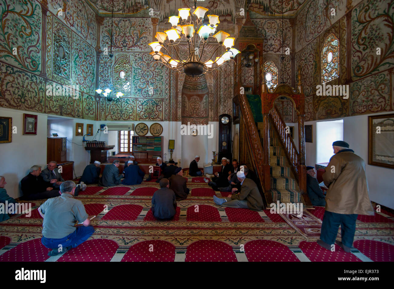 La moschea di tirana immagini e fotografie stock ad alta risoluzione ...