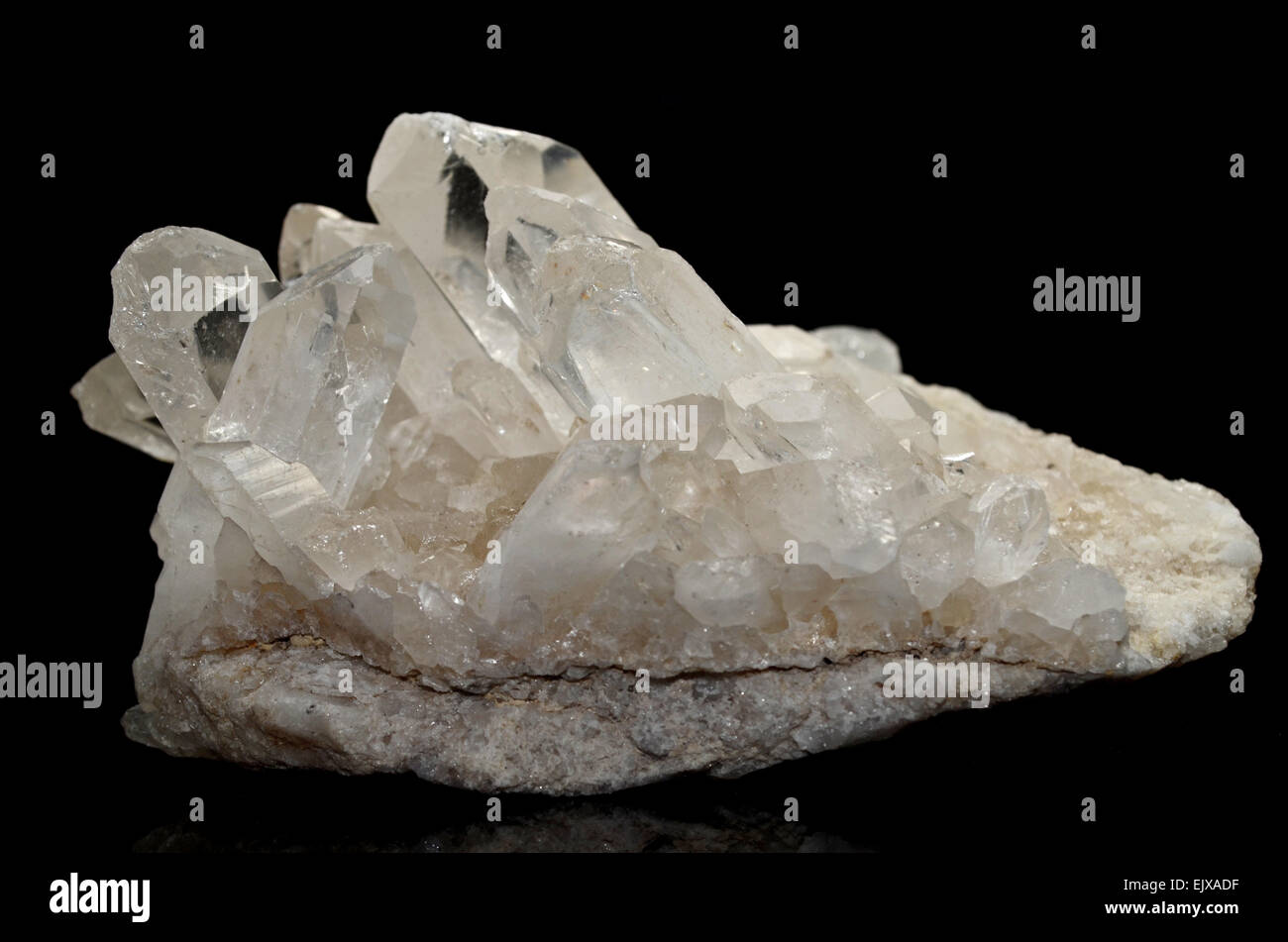 Quarz cluster immagini e fotografie stock ad alta risoluzione - Alamy