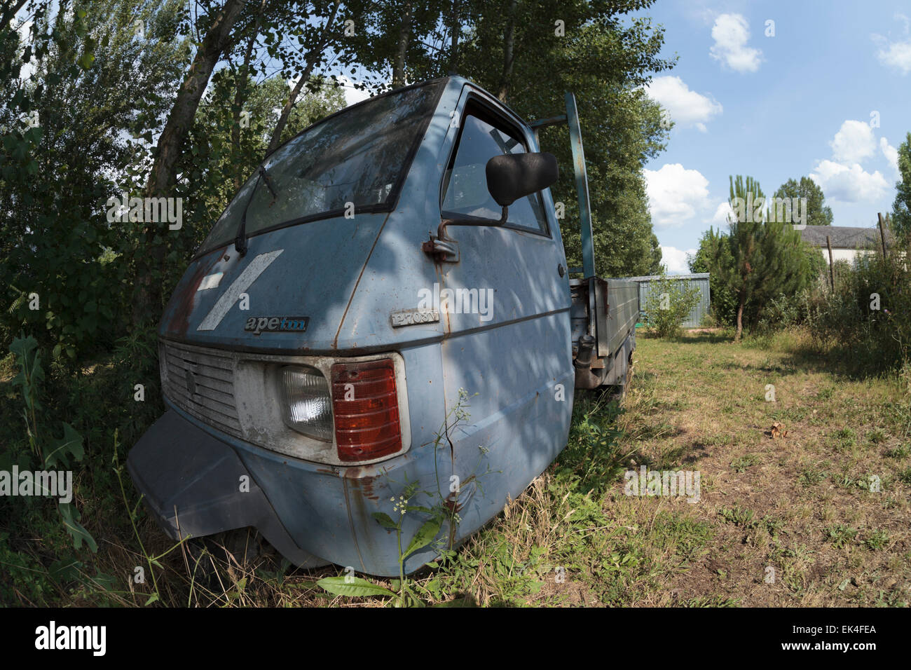 Ape car immagini e fotografie stock ad alta risoluzione - Alamy