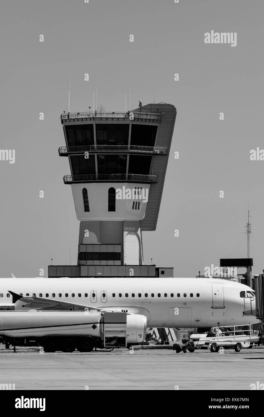 Aeroporto internazionale di bari immagini e fotografie stock ad alta ...