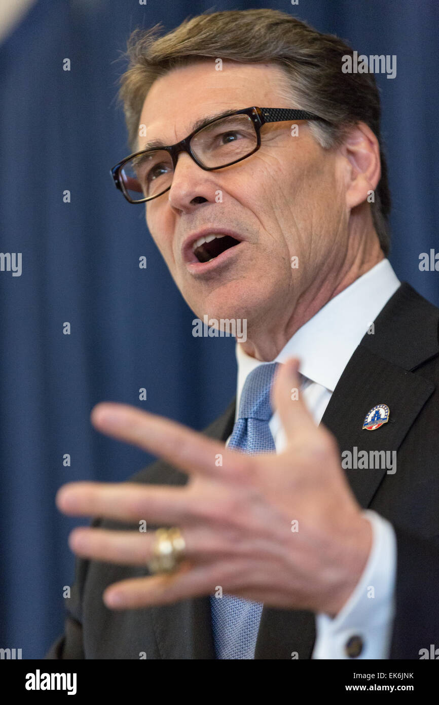 Ex governatore del Texas e il potenziale candidato presidenziale ...