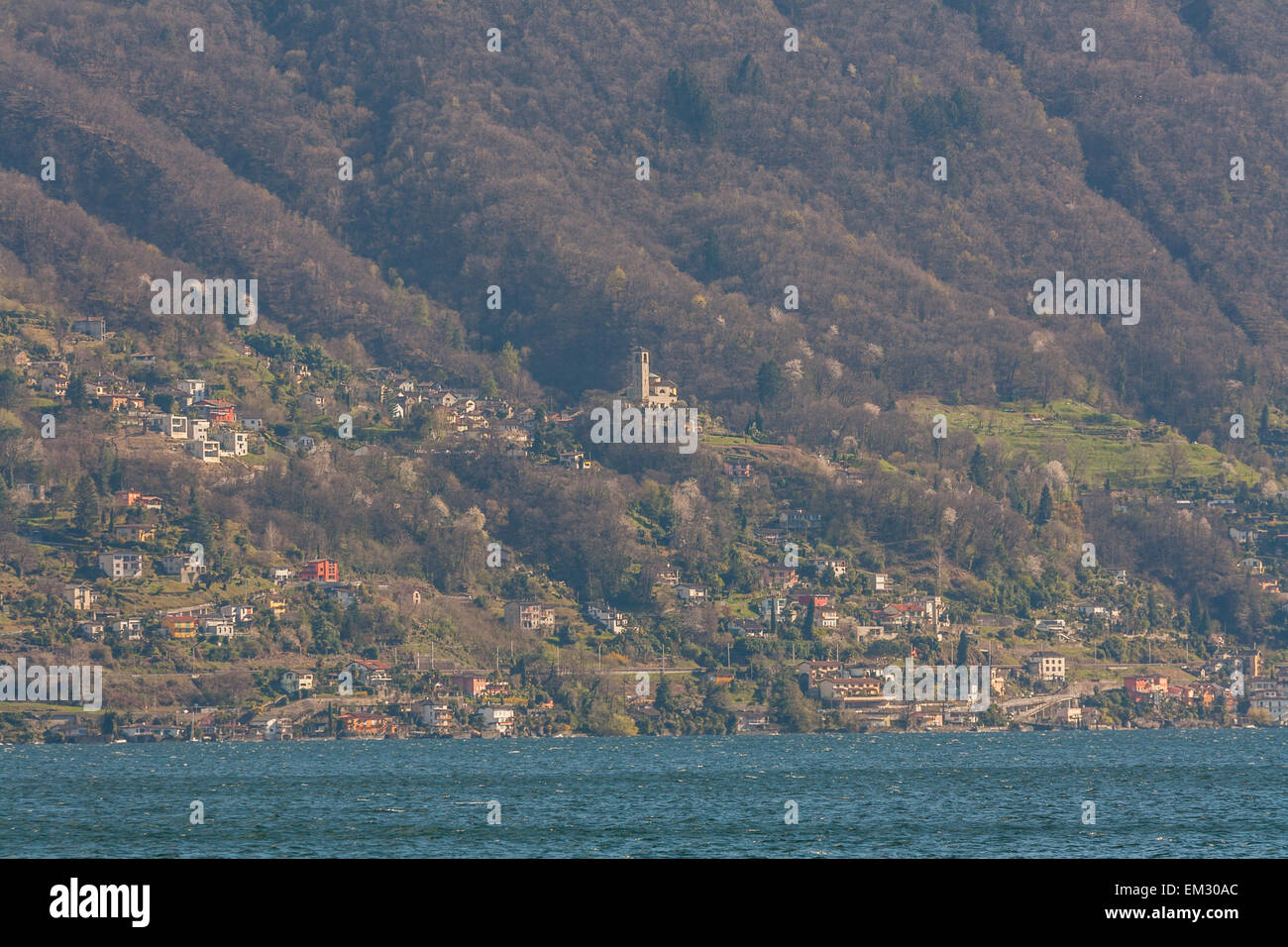 Lago maggiore piemonte immagini e fotografie stock ad alta risoluzione ...