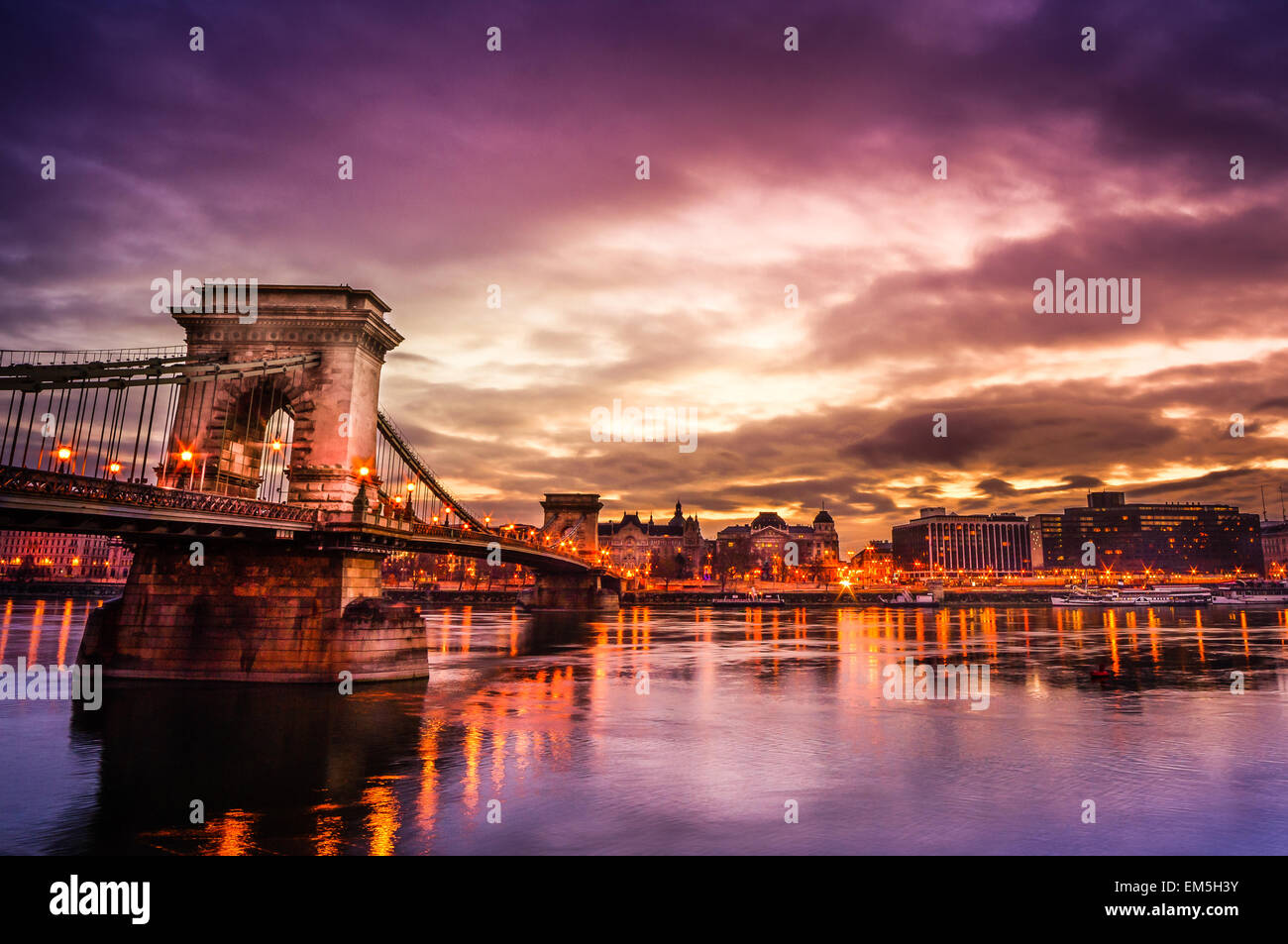 Fiume danubio immagini e fotografie stock ad alta risoluzione - Alamy