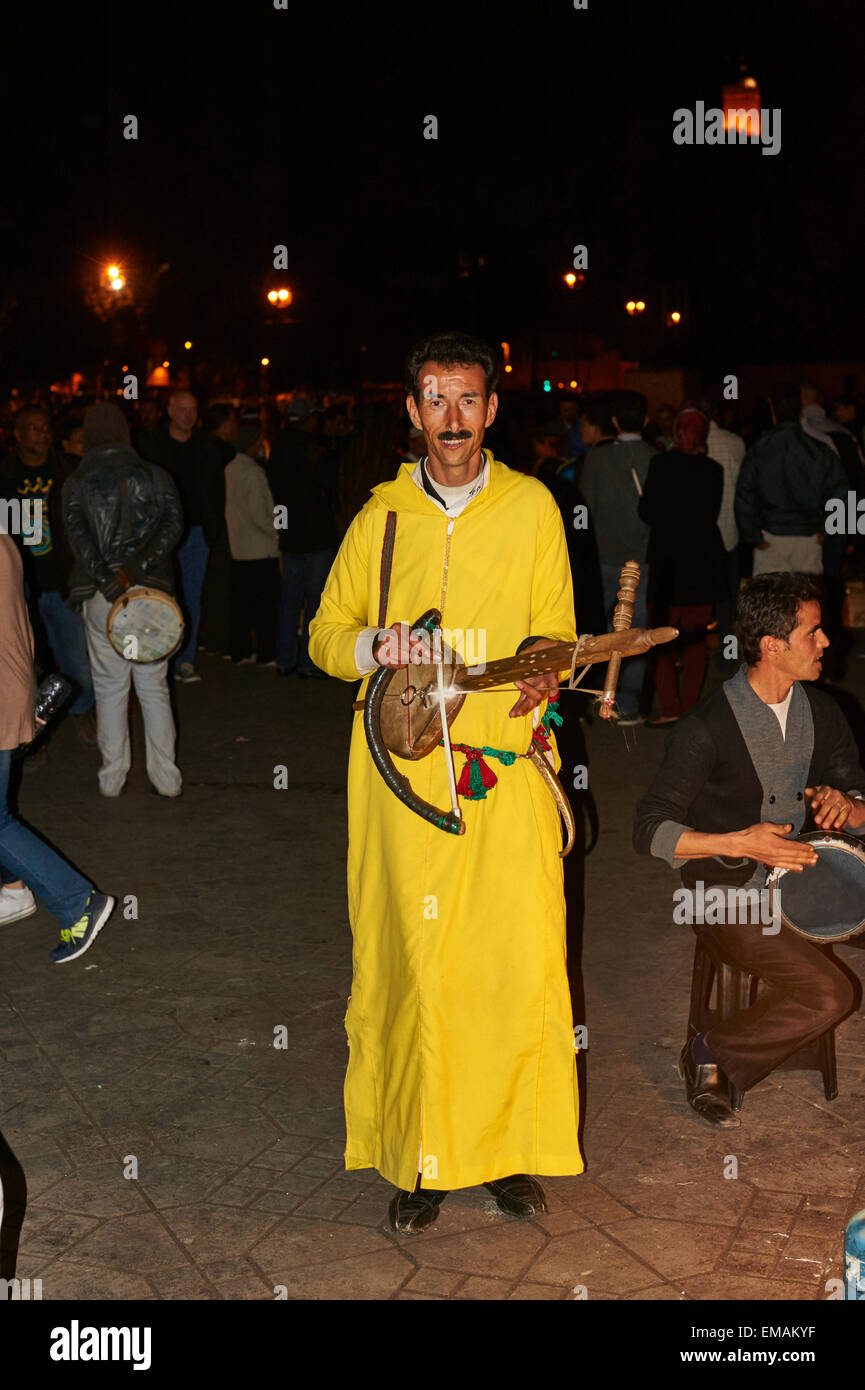 Musical instrument rebab immagini e fotografie stock ad alta ...