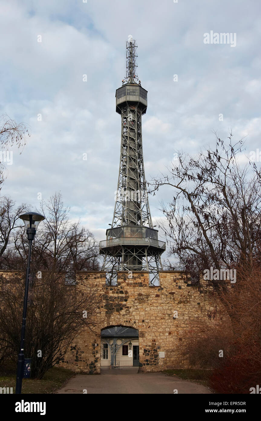 Torre panoramica di petrin immagini e fotografie stock ad alta ...