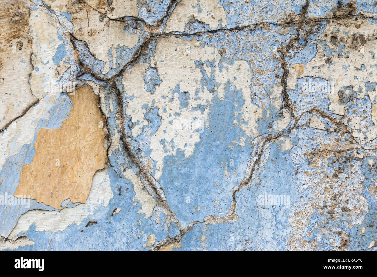 Intonaco crepato immagini e fotografie stock ad alta risoluzione - Alamy