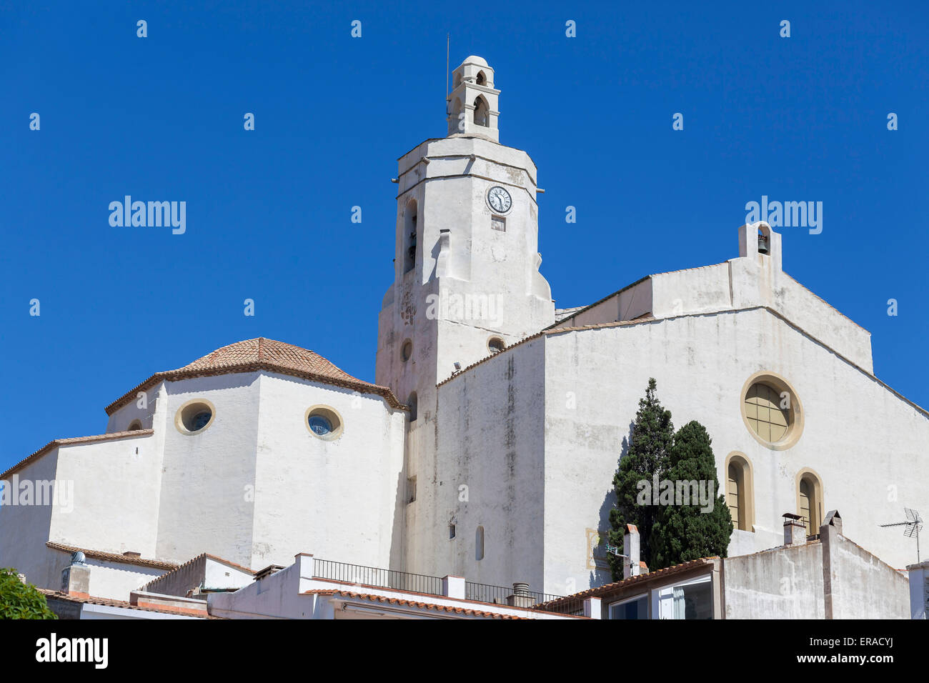 Chiesa di santa maria di cadaques immagini e fotografie stock ad alta ...