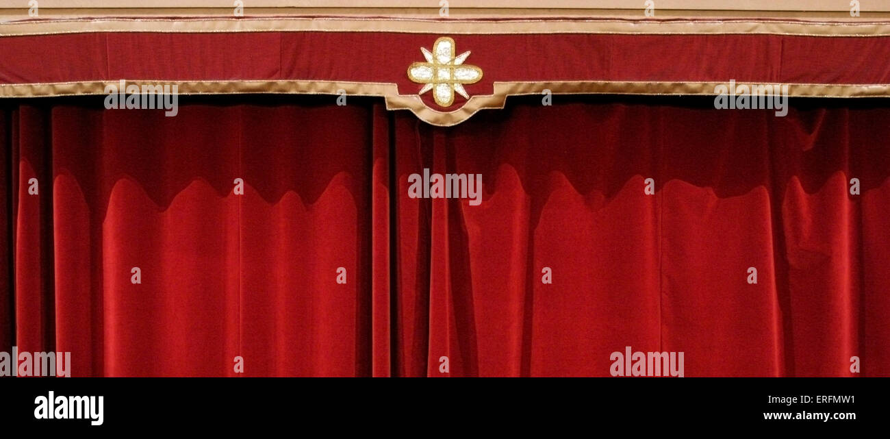 Tende rosse del teatro immagini e fotografie stock ad alta risoluzione ...