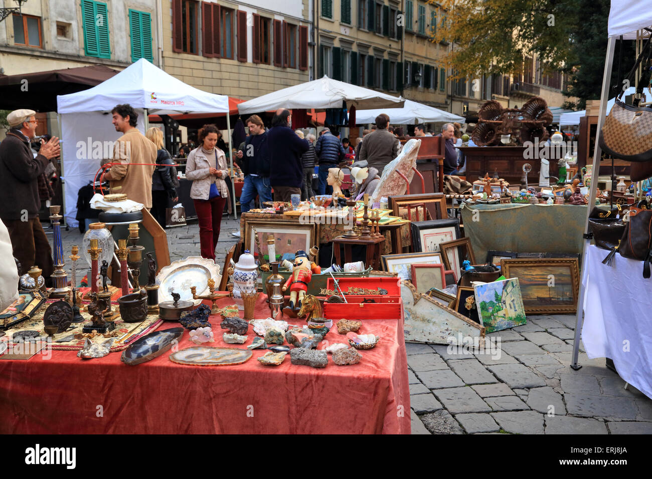 Mercato delle pulci di firenze immagini e fotografie stock ad alta ...