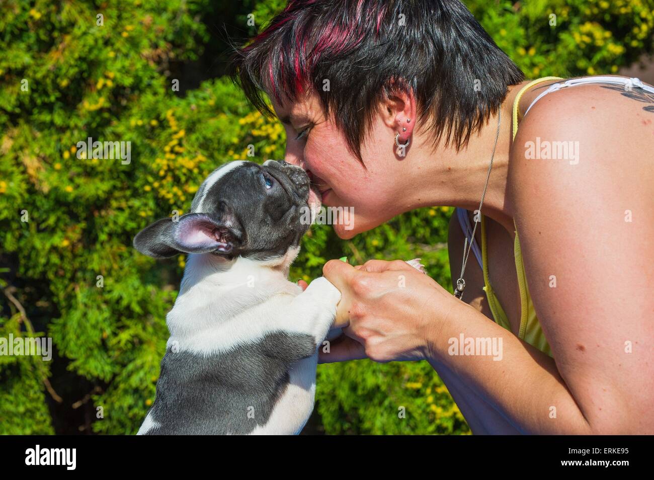 Bacio alla francese immagini e fotografie stock ad alta risoluzione - Alamy