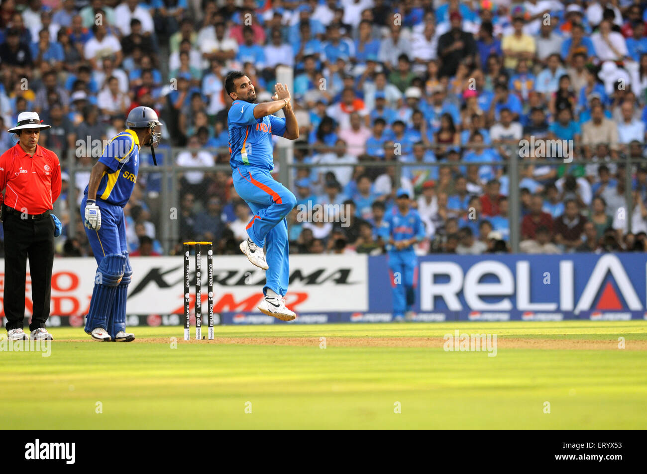 Sri lankan asia immagini e fotografie stock ad alta risoluzione - Alamy