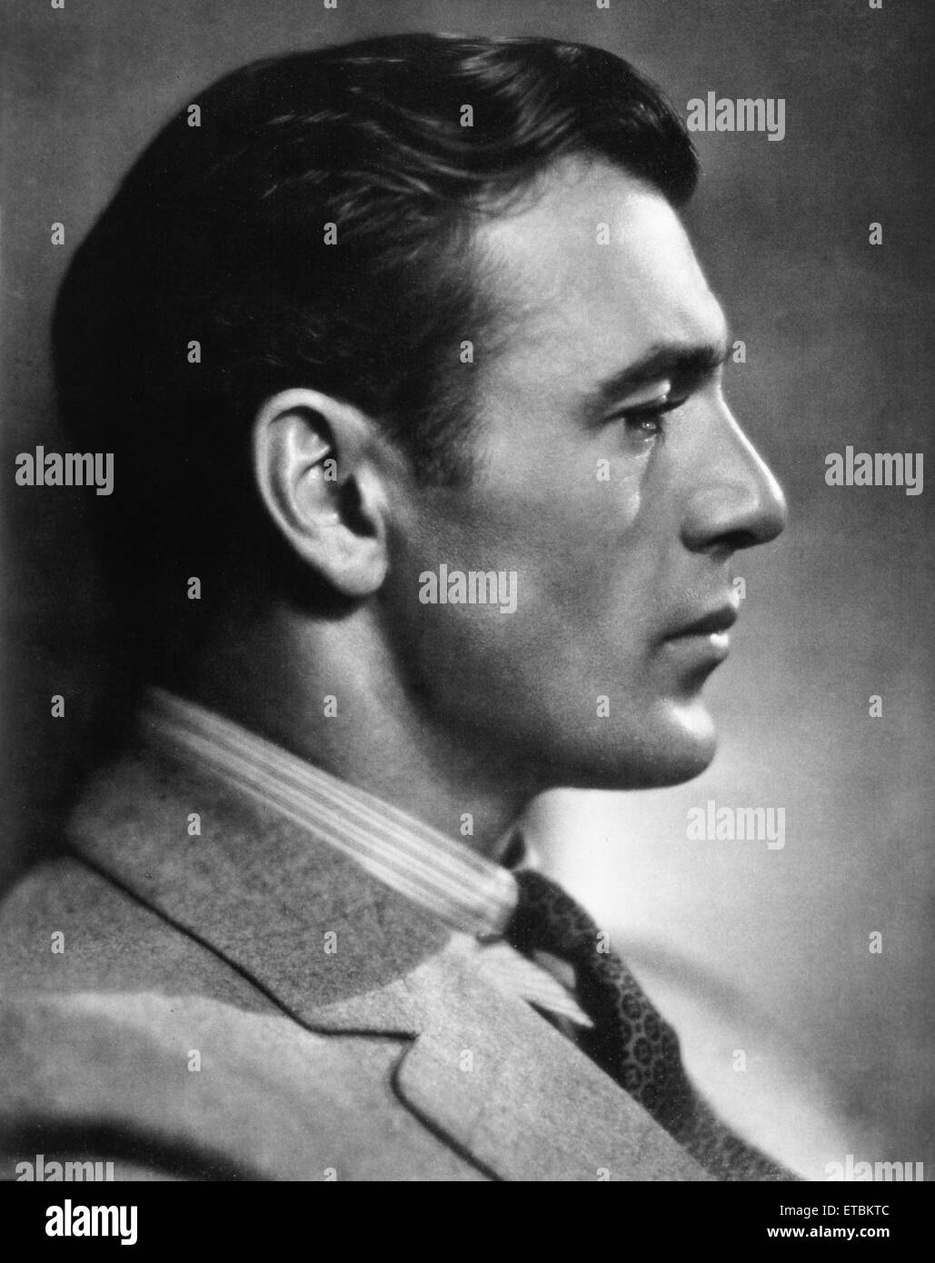 Attore Gary Cooper, profilo, 1931 Foto stock - Alamy