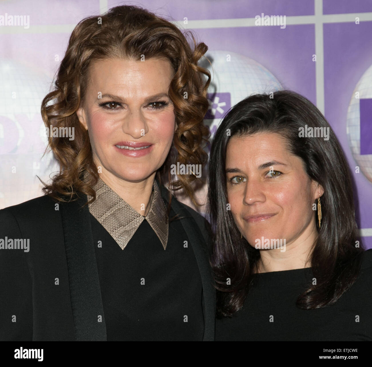 Sandra bernhard and sara switzer immagini e fotografie stock ad alta risoluzione - Alamy
