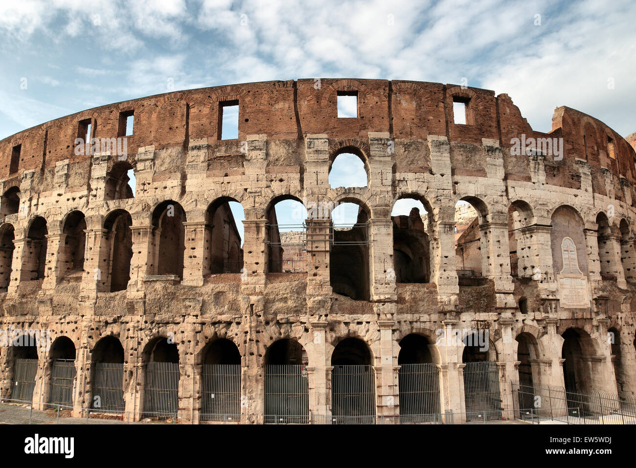 Colosseo antico anfiteatro romano di roma immagini e fotografie stock ...