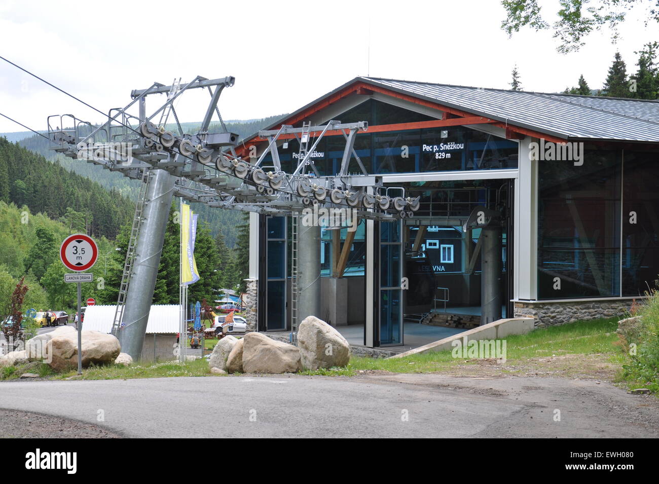 La funivia, funicolare, Krnap, parco, turistico funivia Foto stock - Alamy