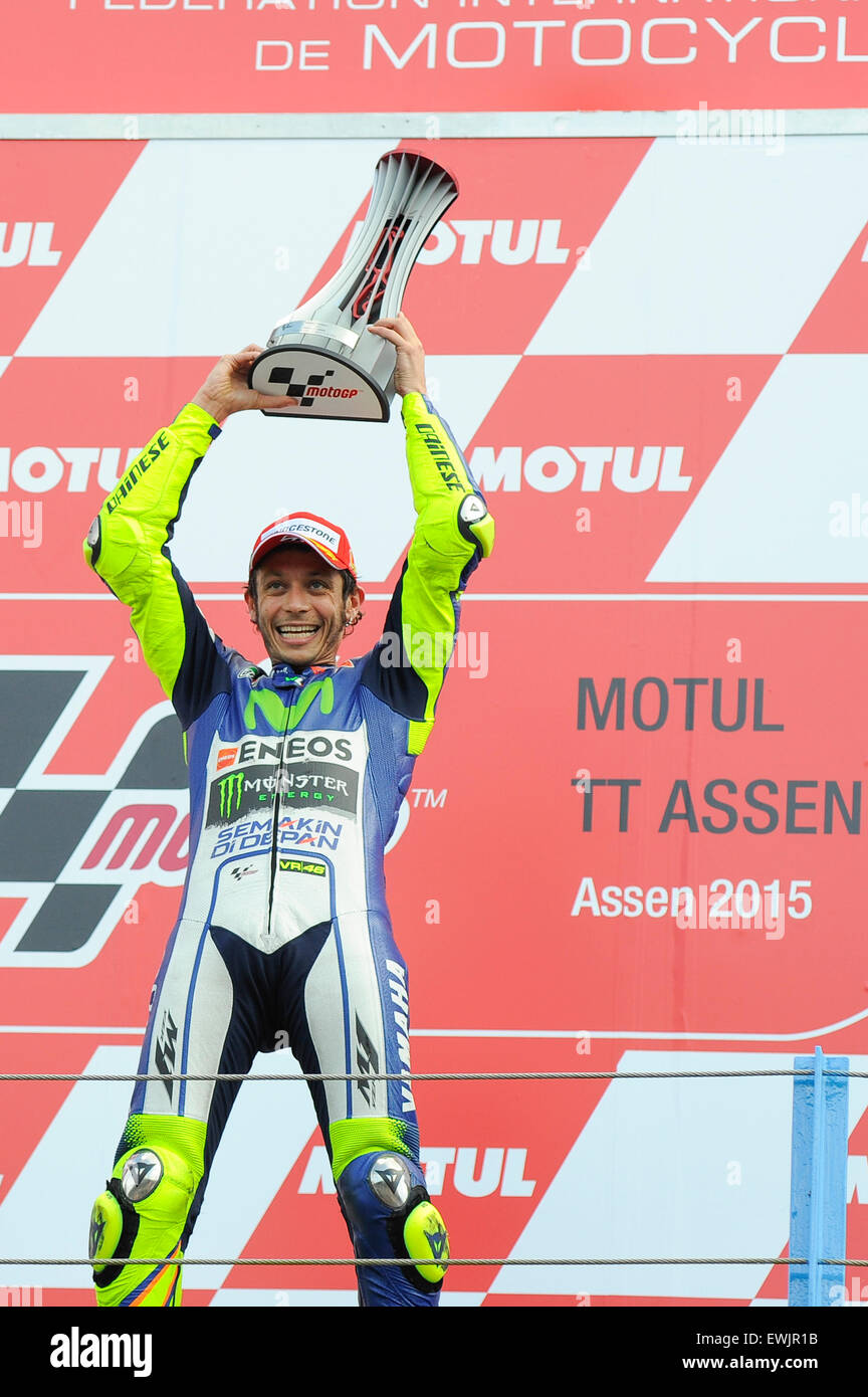 Valentino rossi podium trophy immagini e fotografie stock ad alta risoluzione - Alamy