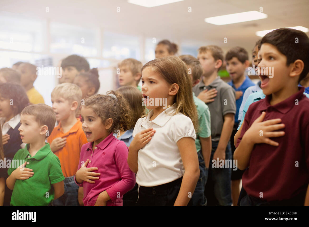 Bambini che recitano immagini e fotografie stock ad alta risoluzione ...