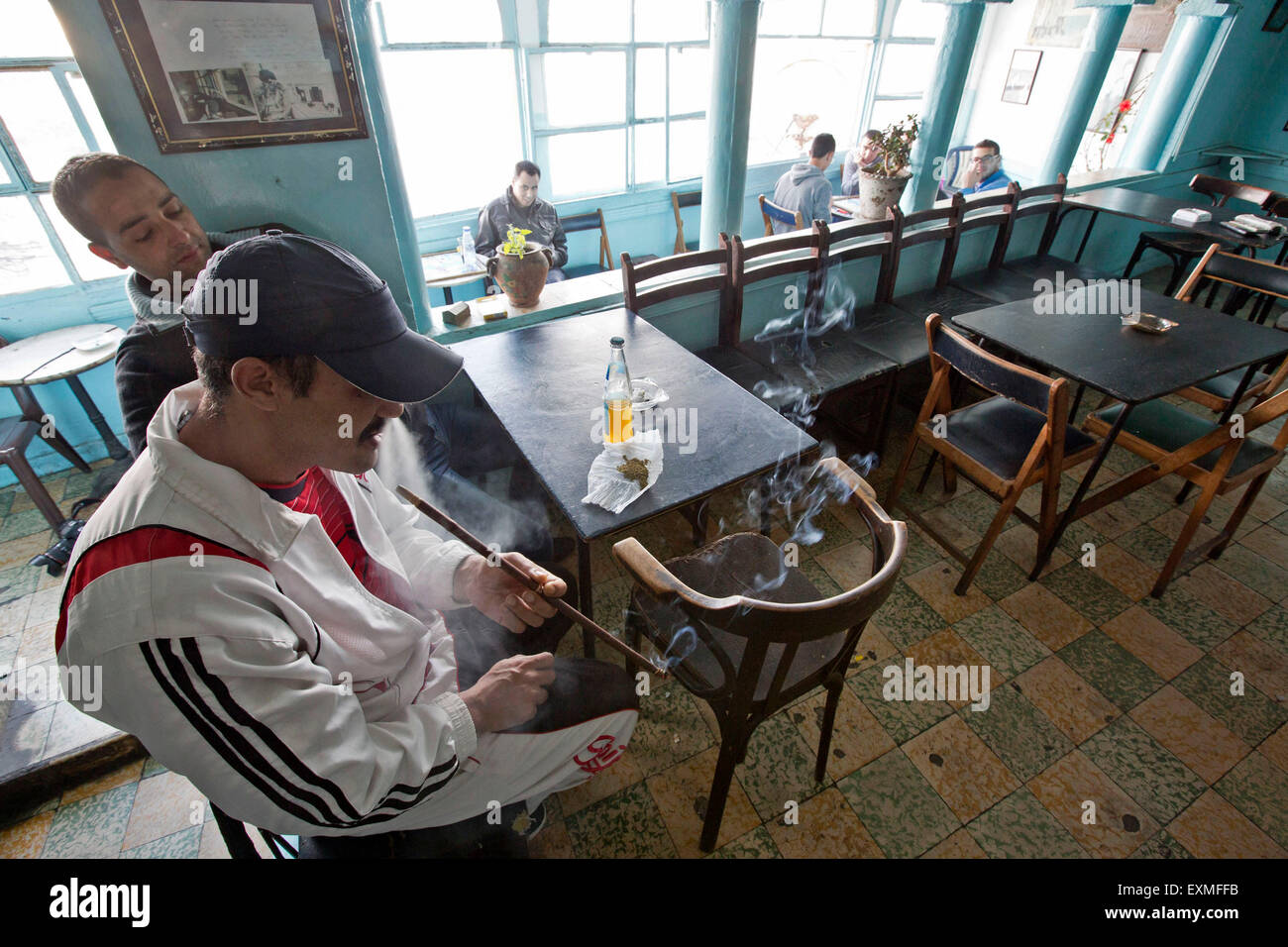 Hashish marocco immagini e fotografie stock ad alta risoluzione - Alamy