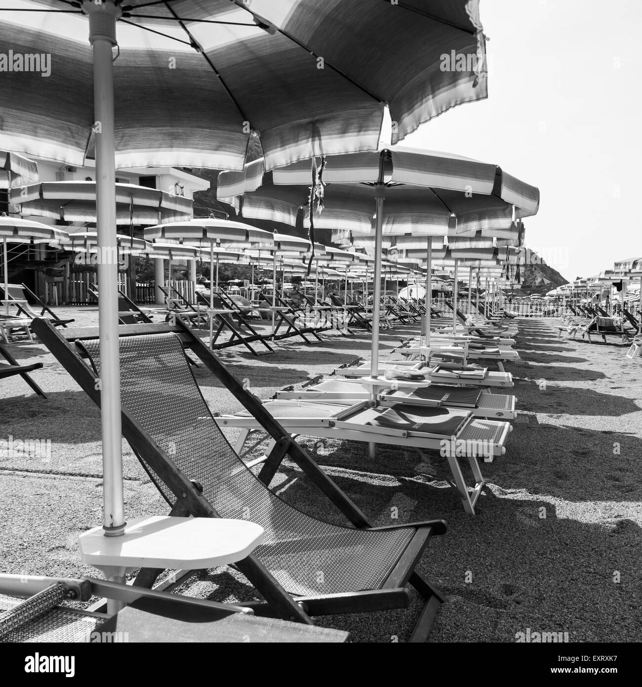 Beach at deiva marina immagini e fotografie stock ad alta risoluzione ...
