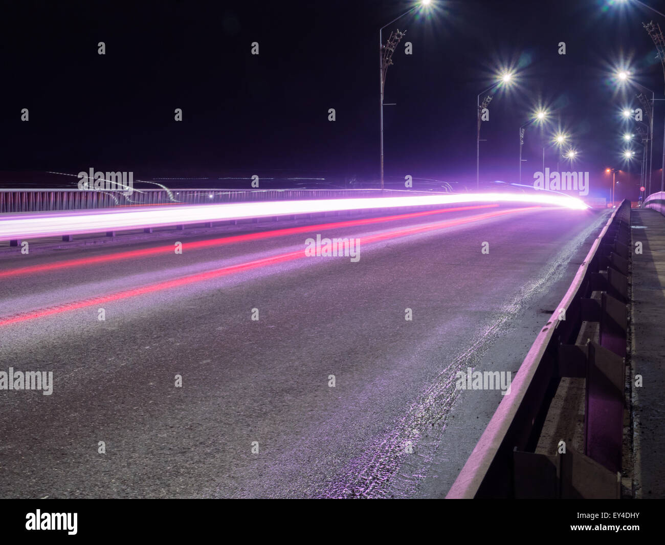 Linee sulla strada immagini e fotografie stock ad alta risoluzione - Alamy