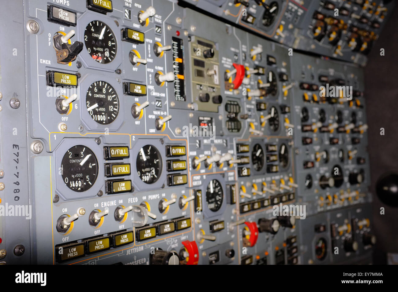 Concorde cockpit dials immagini e fotografie stock ad alta risoluzione ...