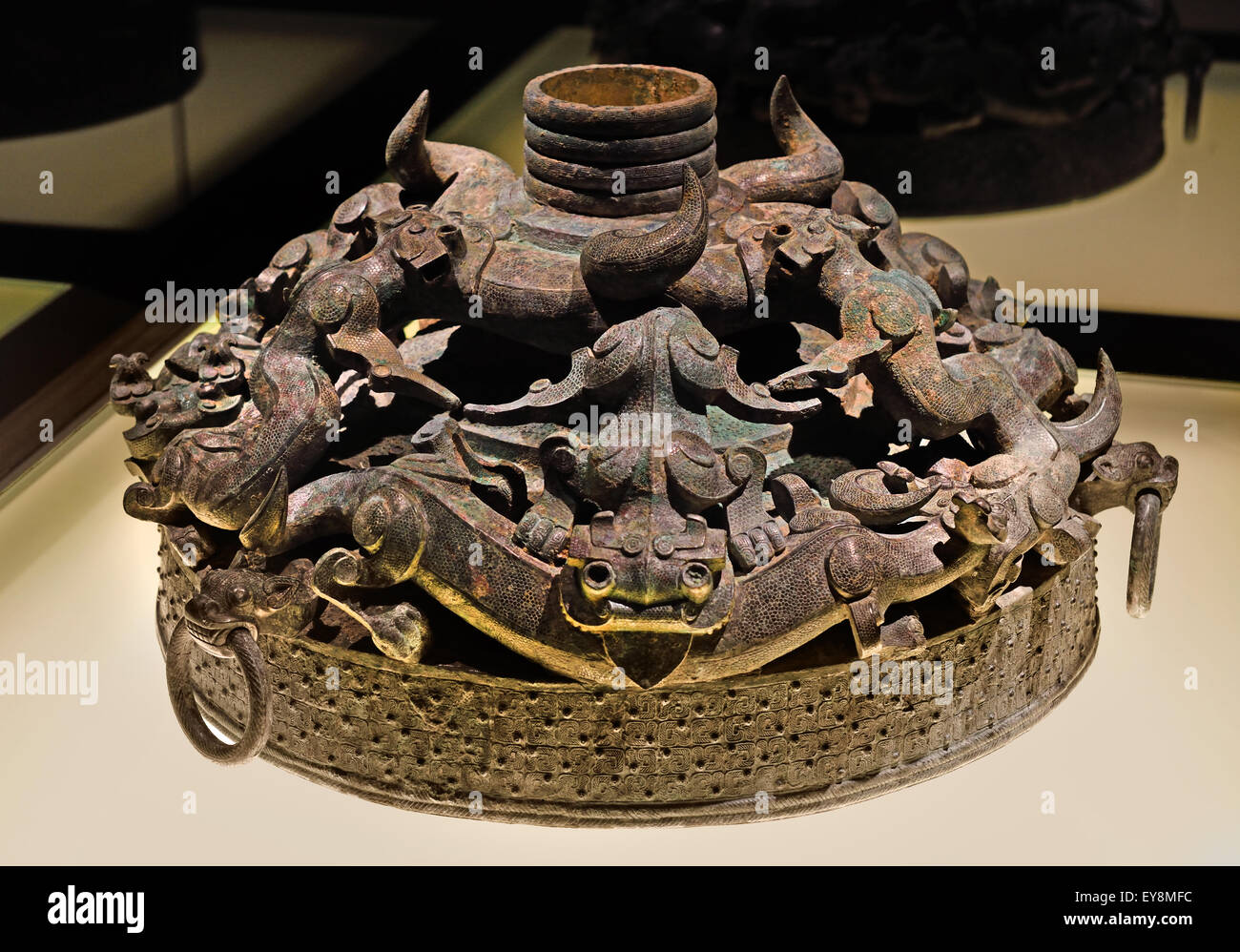 Palco per tamburi in bronzo immagini e fotografie stock ad alta ...